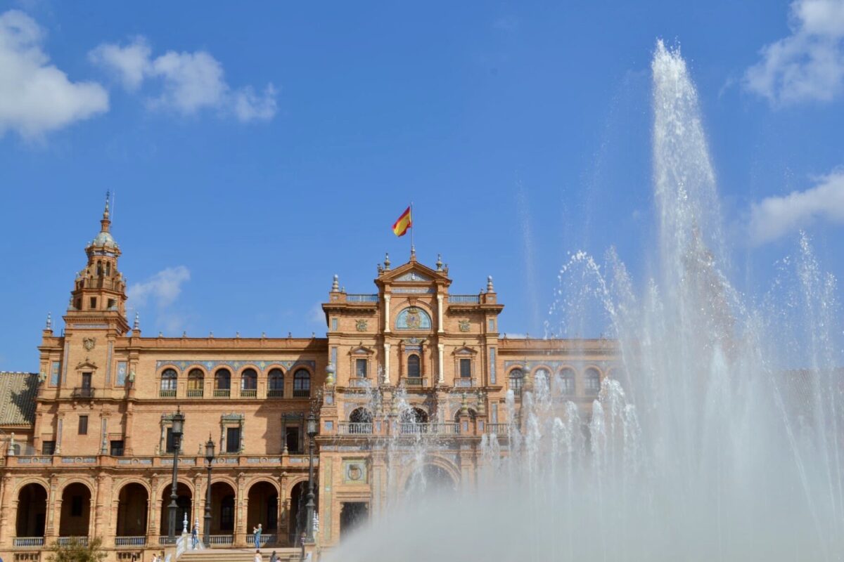 7 Reasons Why You Should Visit Sevilla, Spain