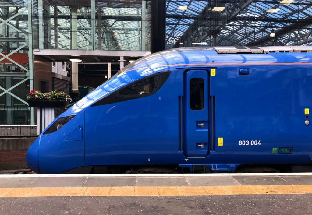 A Review of Lumo Train: London to Edinburgh – The Girl Who Goes