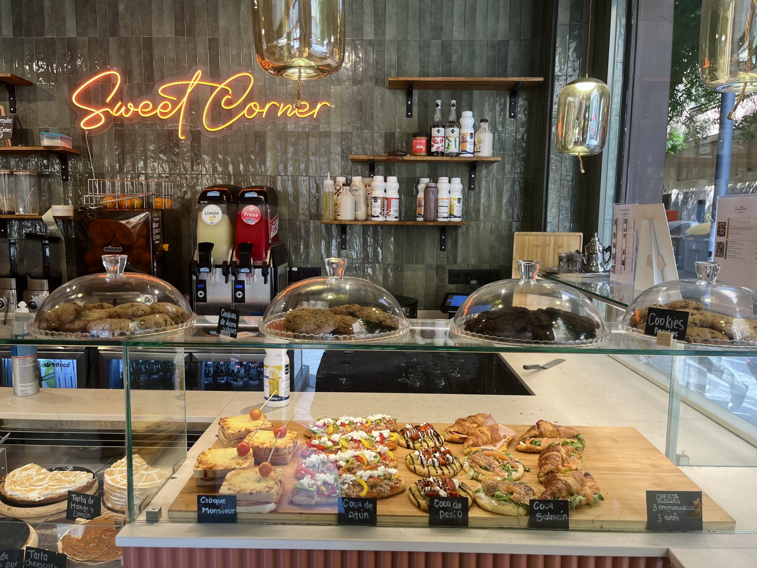 5 Best Foods To Try in Alicante, Spain – The Girl Who Goes