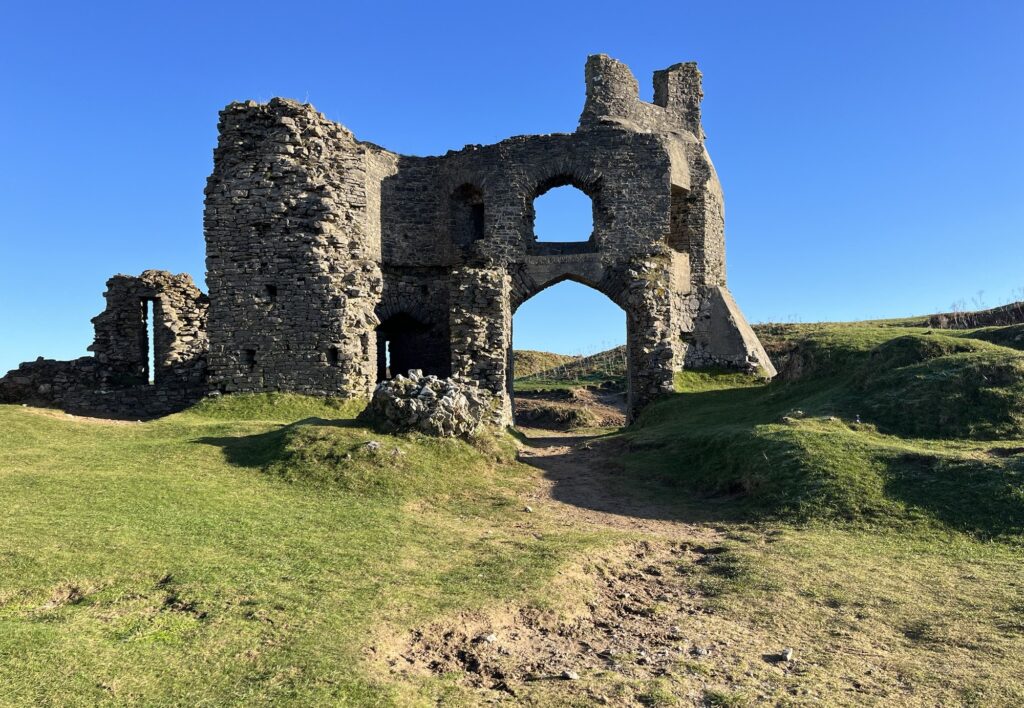 Day Trip: Cardiff to the Gower Peninsula – The Girl Who Goes